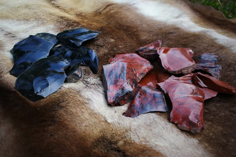 Obsidian Flakes and Spalls - HuntPrimitive